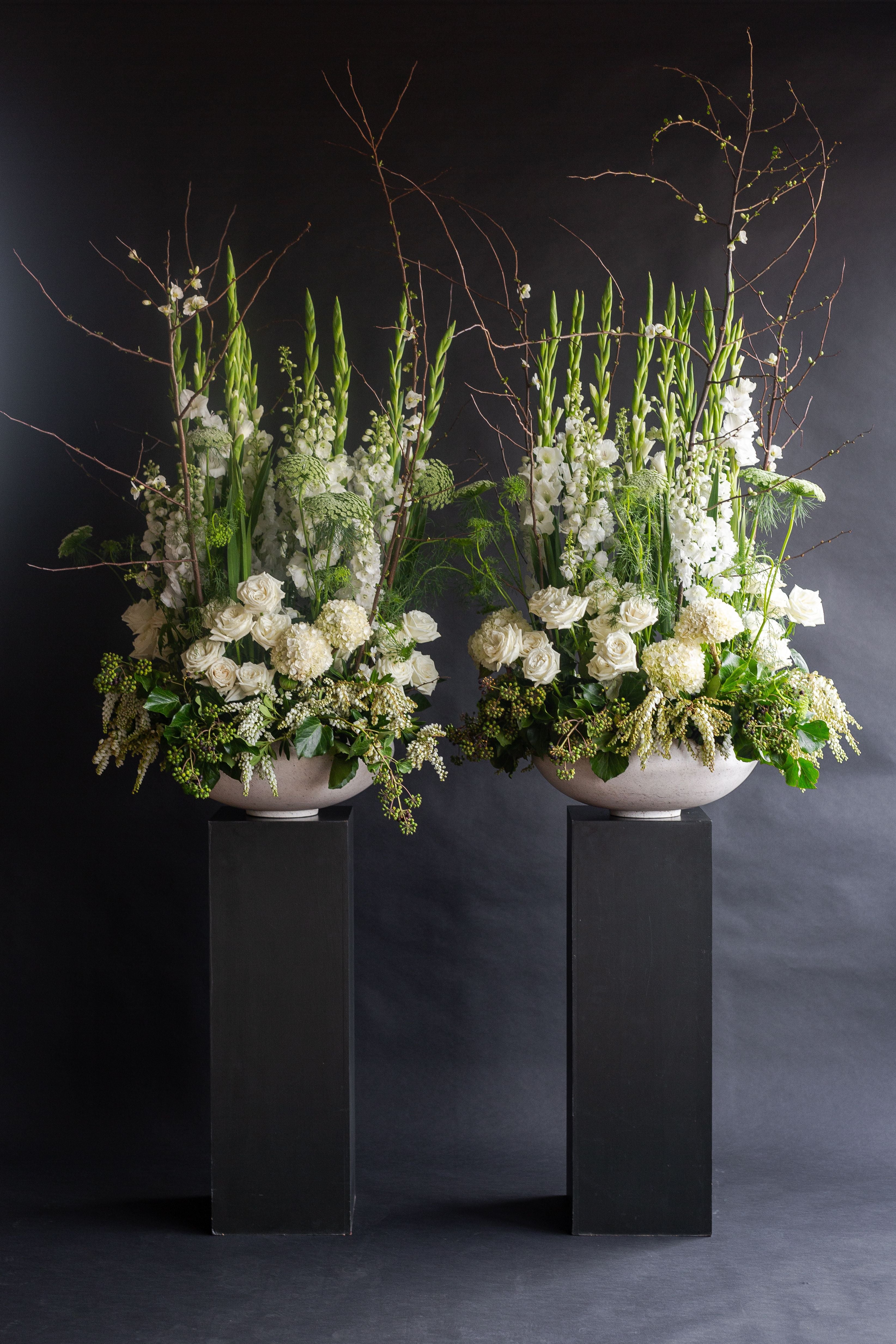 Ceremony Arrangement – Order Event Flowers Online | Maison Fleur